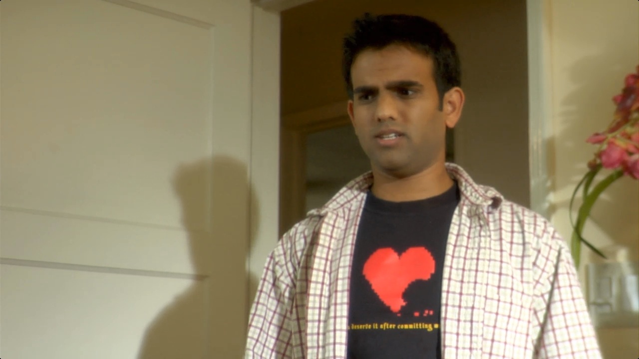 Zaboo's 8bit Heart Shirt - Filmgarb.com